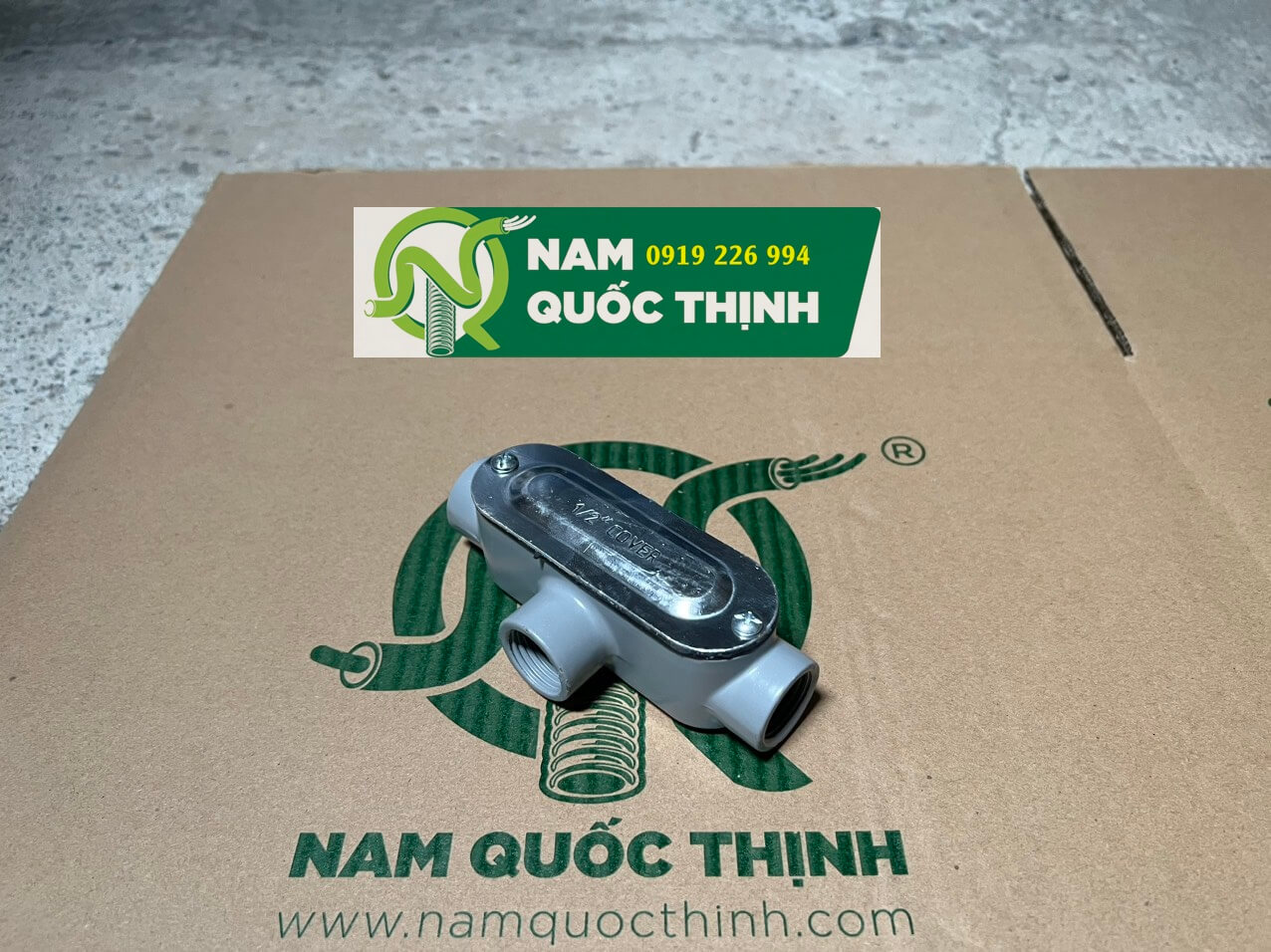 Hộp Nối Ống Thép Ren IMC T 1/2 Inch